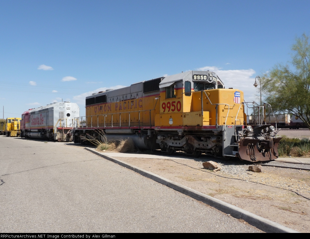 ATSF 95 & UP 9950